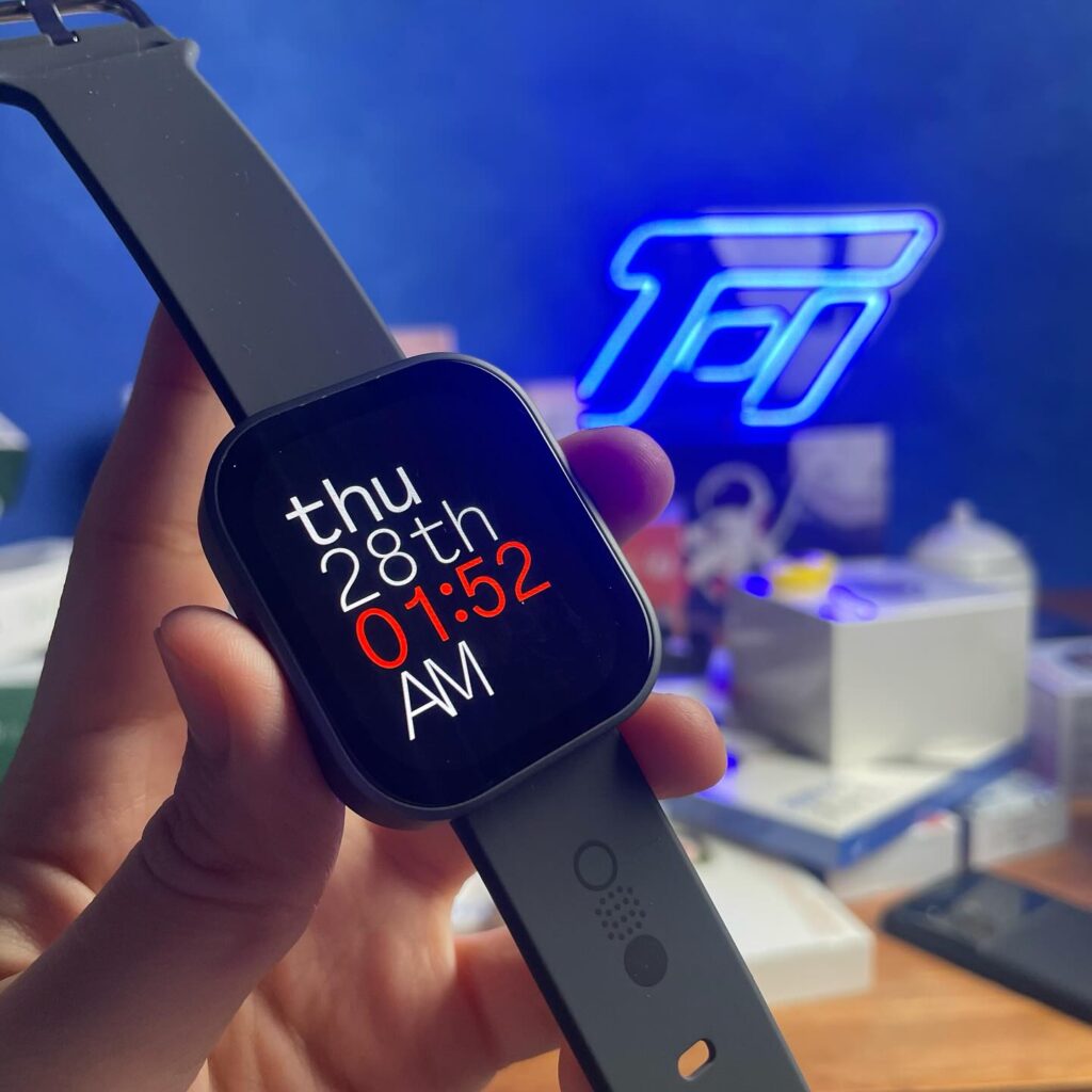 CMF Watch pro – TECH FOR ALL